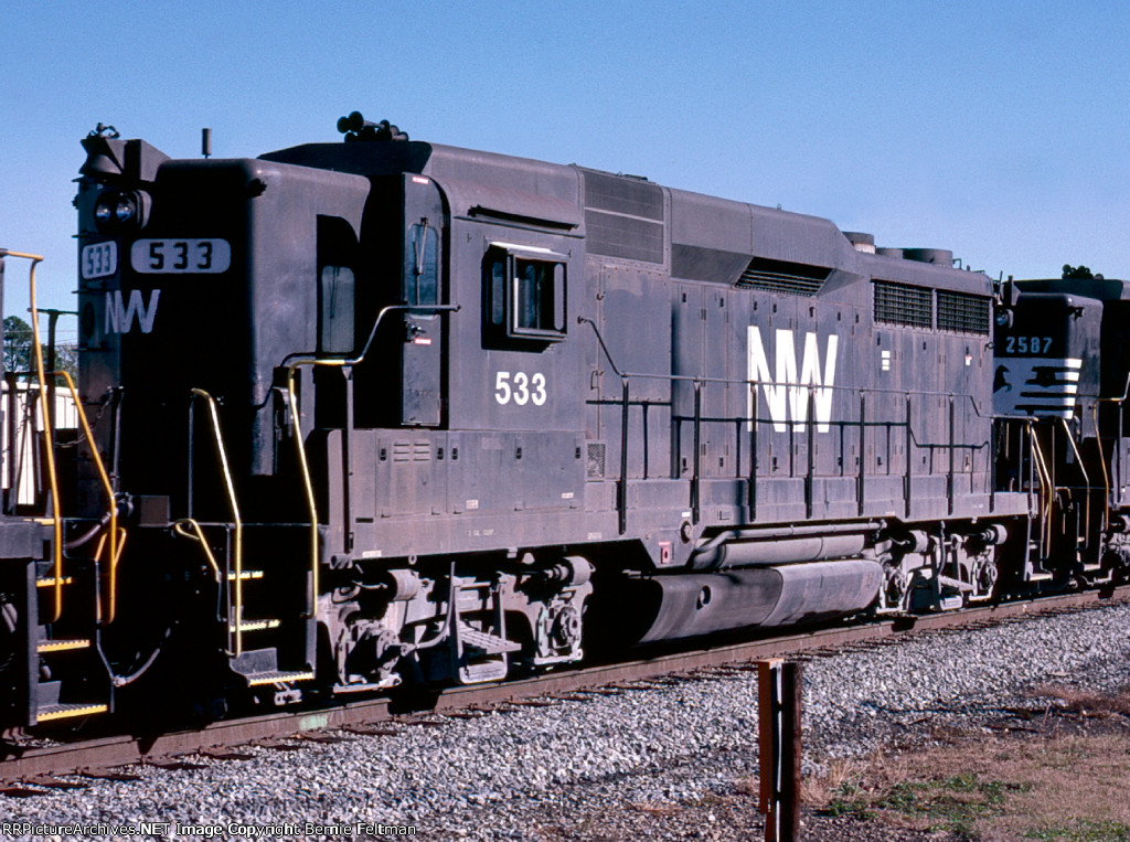 Norfolk & Western GP30 #533